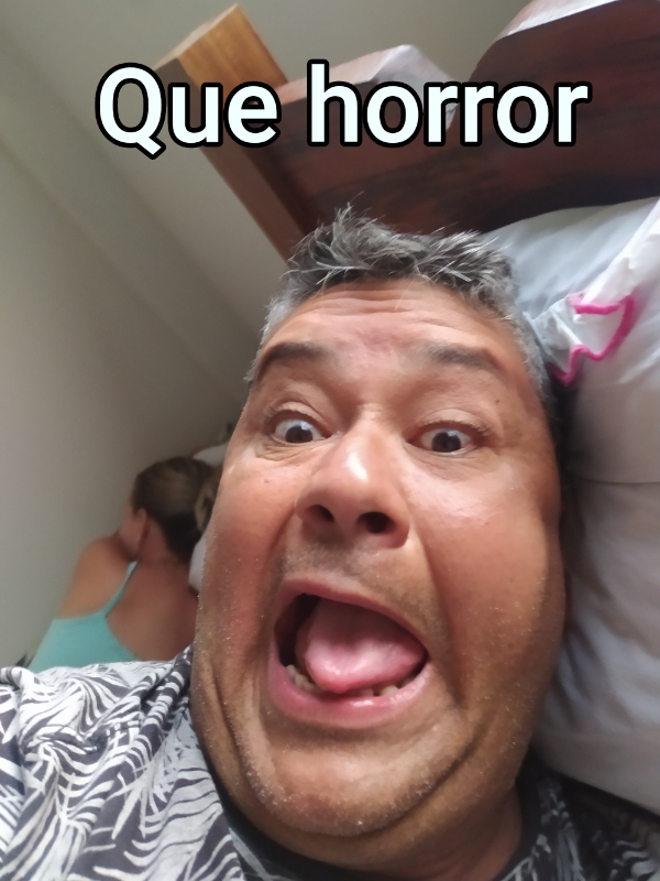 Que horror - Generador Memes