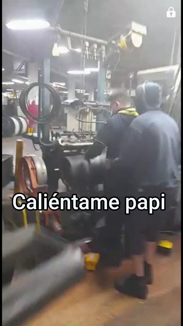 Caliéntame papi - Generador Memes